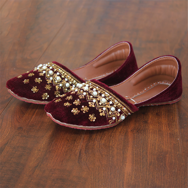 Maroon Fancy Velvet Khussa for women – Millilegacy