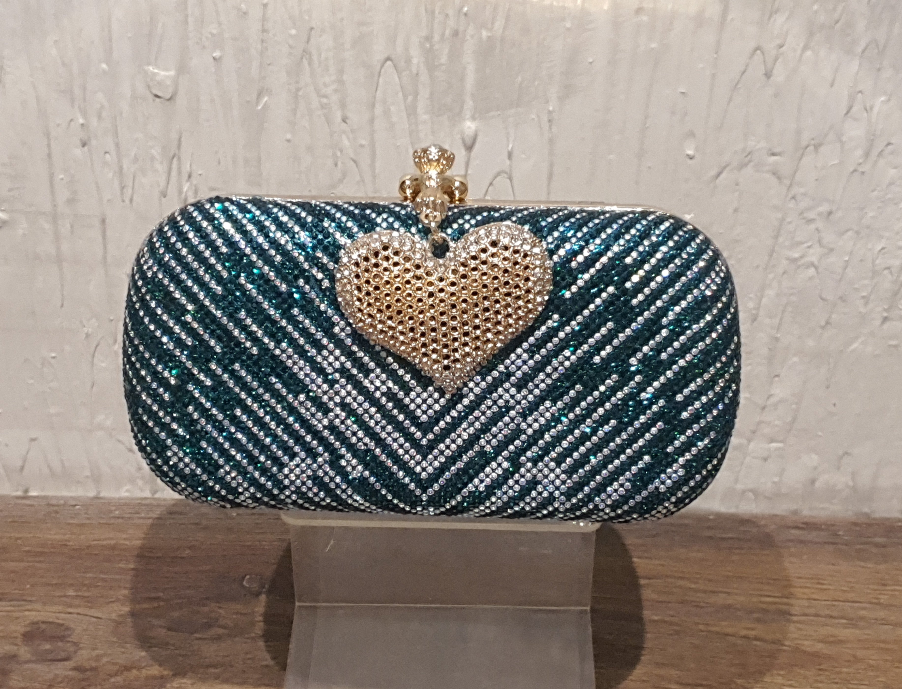 Green Fancy Clutch for women – Millilegacy